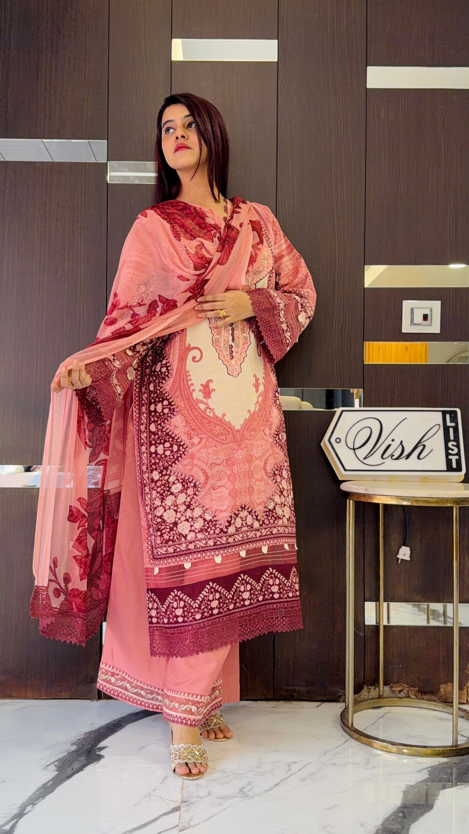 Irha Pakistani Lawn Set 03 – Vishlist